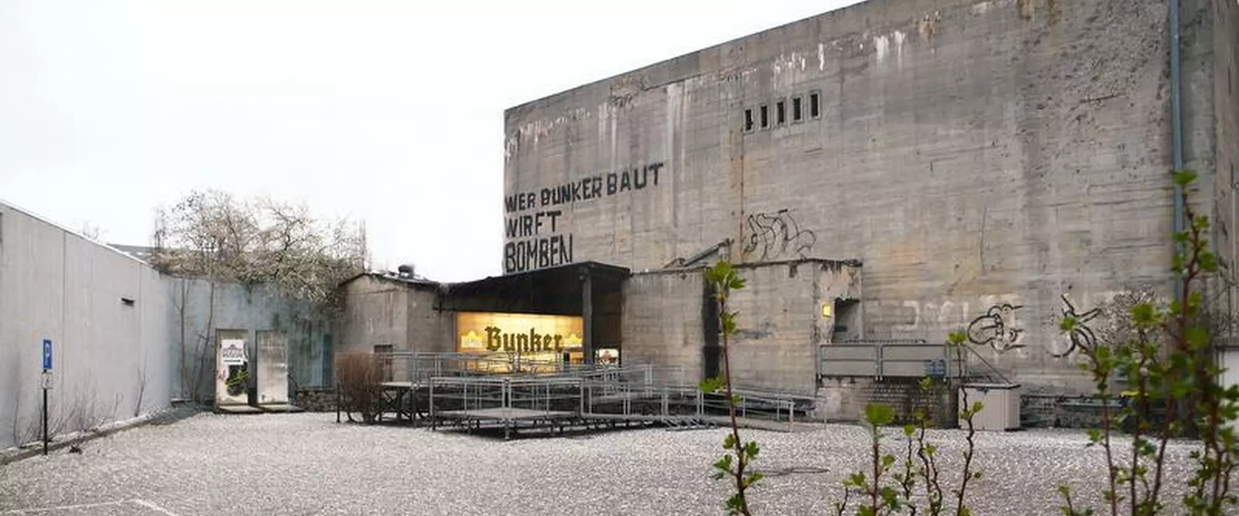 Hitler - how could it happen? | visitBerlin.de