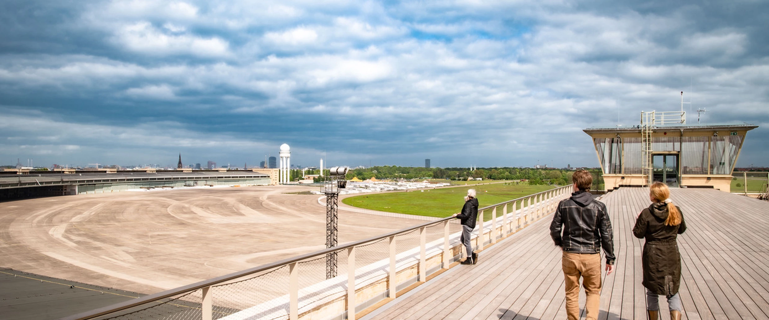 THF Tower Berlin rooftop terrace & exhibition: ticket | visitBerlin.de